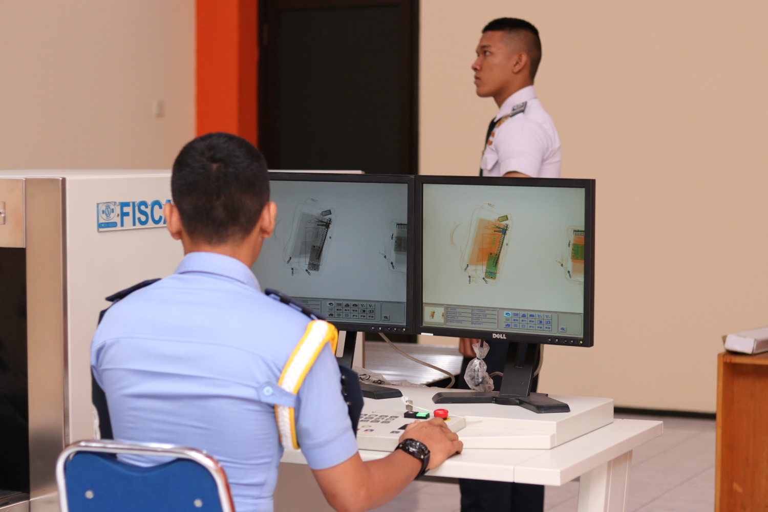 GROUND HANDLING STTKD – Program Ground Handling – Sekolah Tinggi Teknologi Kedirgantaraan